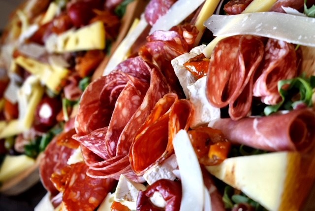 About Us - Hog Roast Anglesey - Hog Roast Anglesey